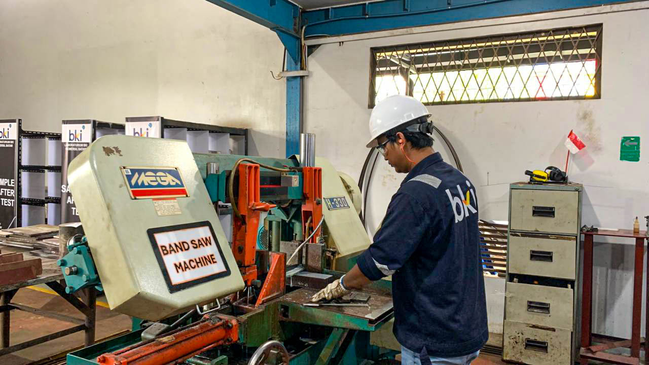 Machining Test Piece: Definisi, Fungsi & Metode Uji Akurasi Mesin